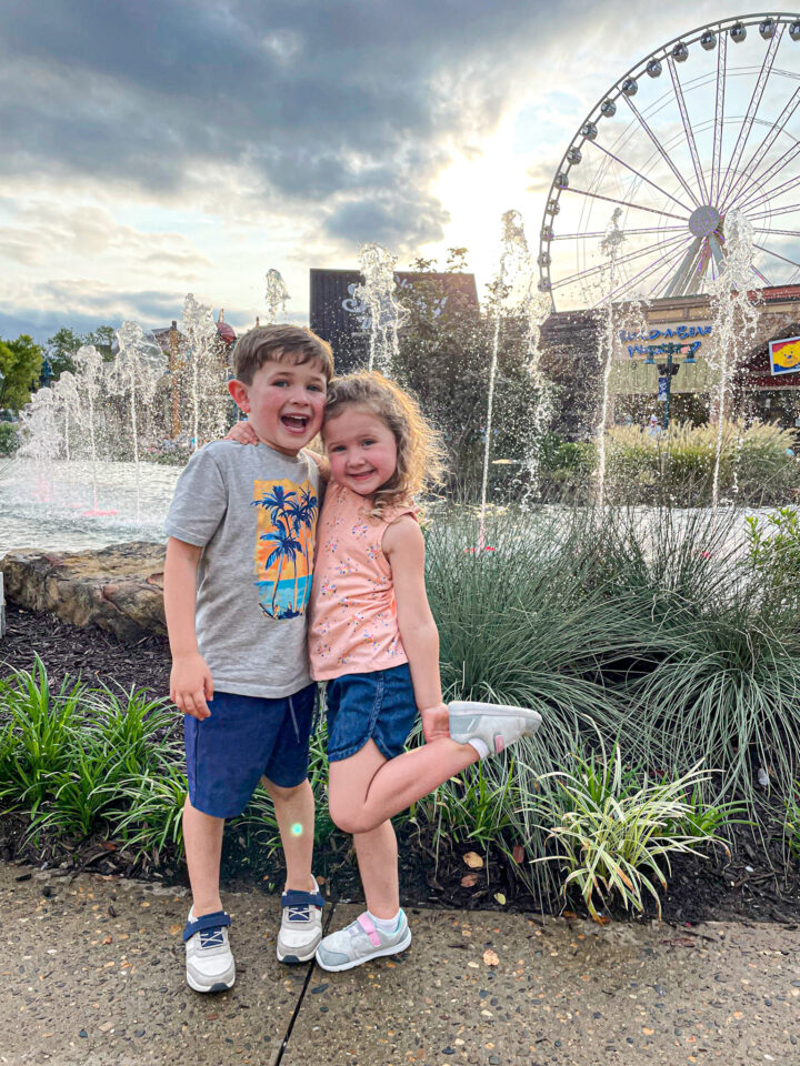 4 Day Pigeon Forge Itinerary with Young Kids - Four Flights Travel